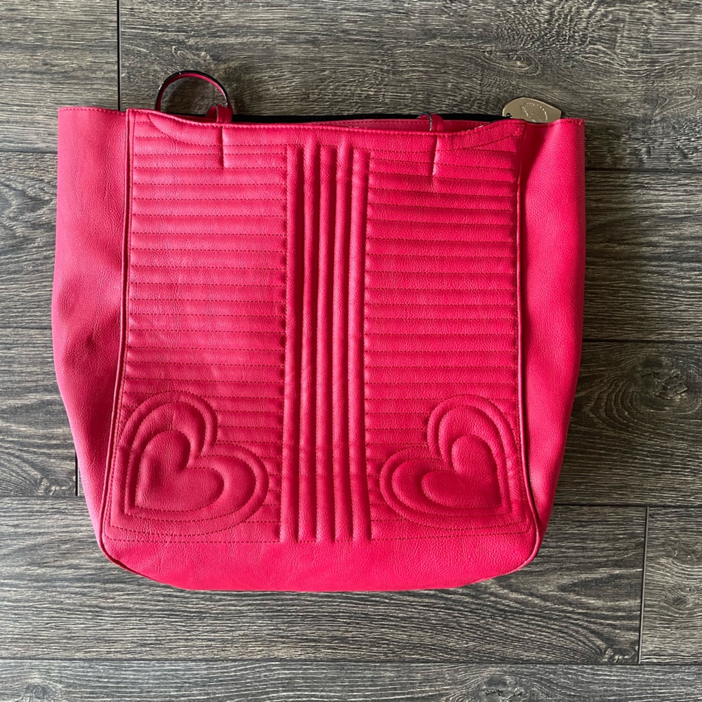 Betsey Johnson: Red Quilted Heart Bag - Gem